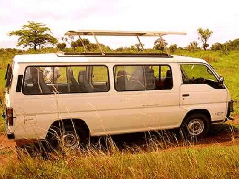 The Guide to Safari Vehicles: Types and Features