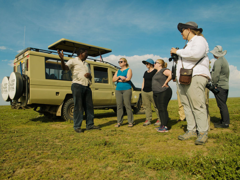 Tipping on Safari: What You Need to Know